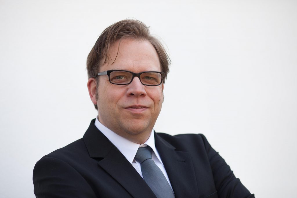 über mich – dh